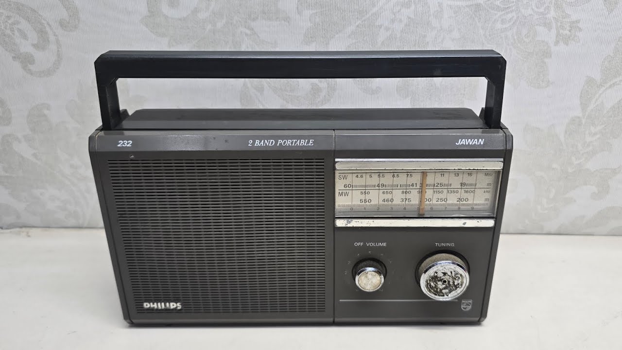 # Philips DL-232 (Jawan) 2 Band vintage transistor radio {Mo.9427322171 ...