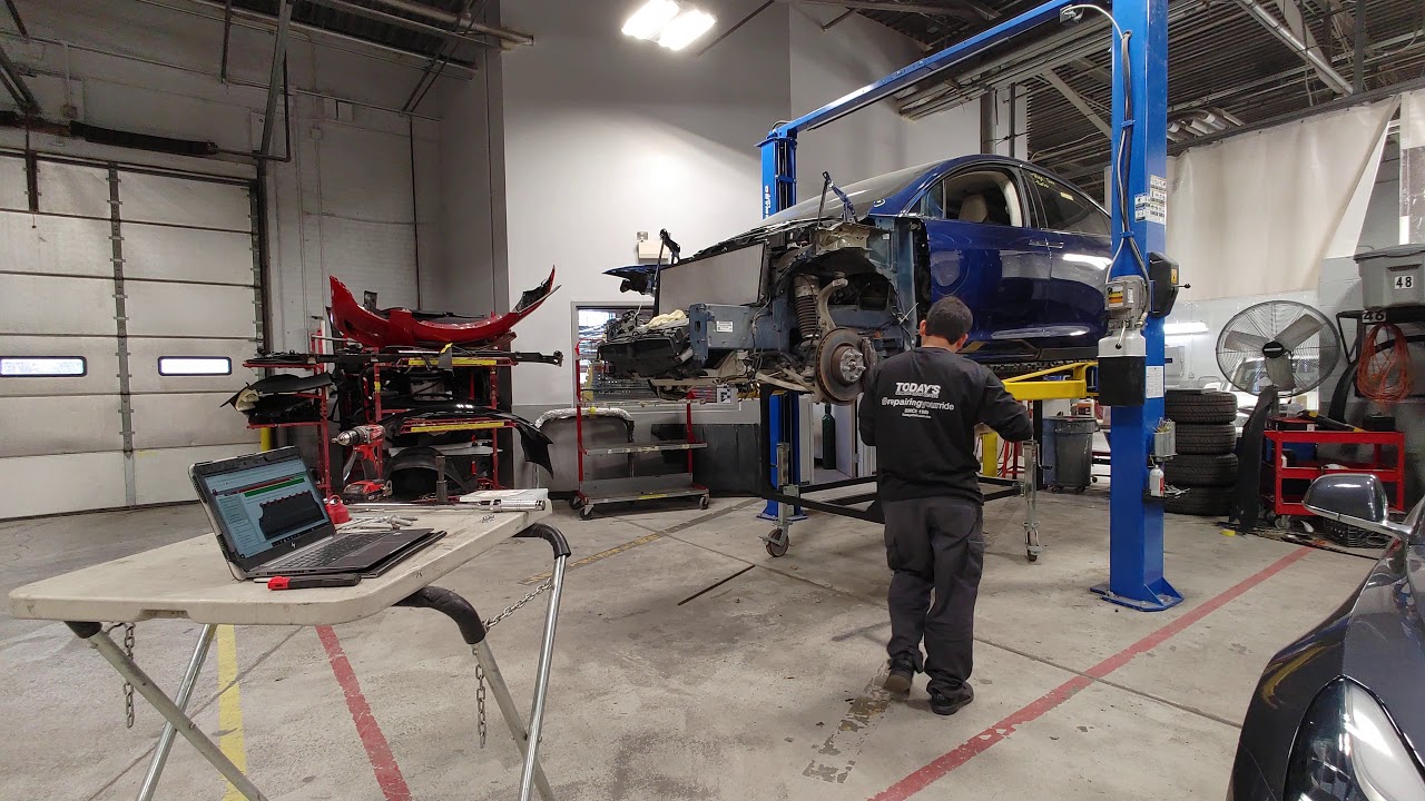 Tesla Model X HV Battery Installation - YouTube