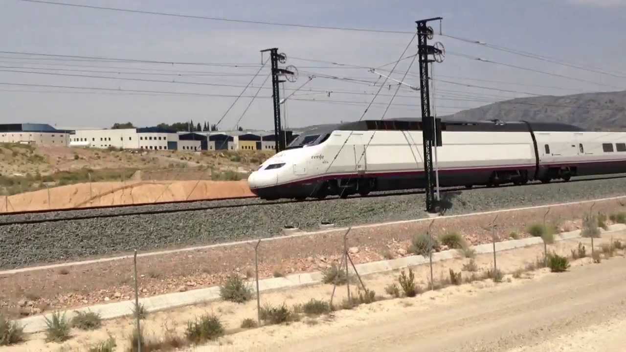 Primer Tren AVE S-100 Madrid-Alicante entré los tramos de Elda-Monóvar ...