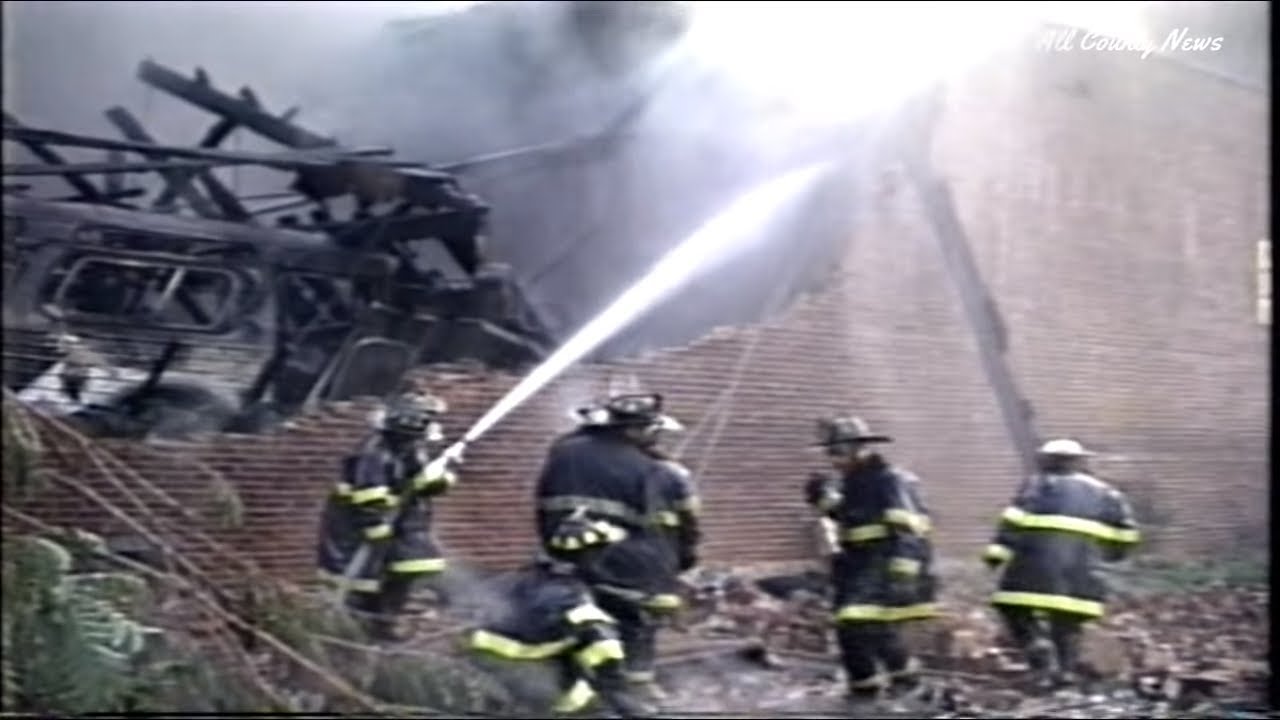 Working Building Fire at 257 Elizabeth Avenue in Newark - YouTube