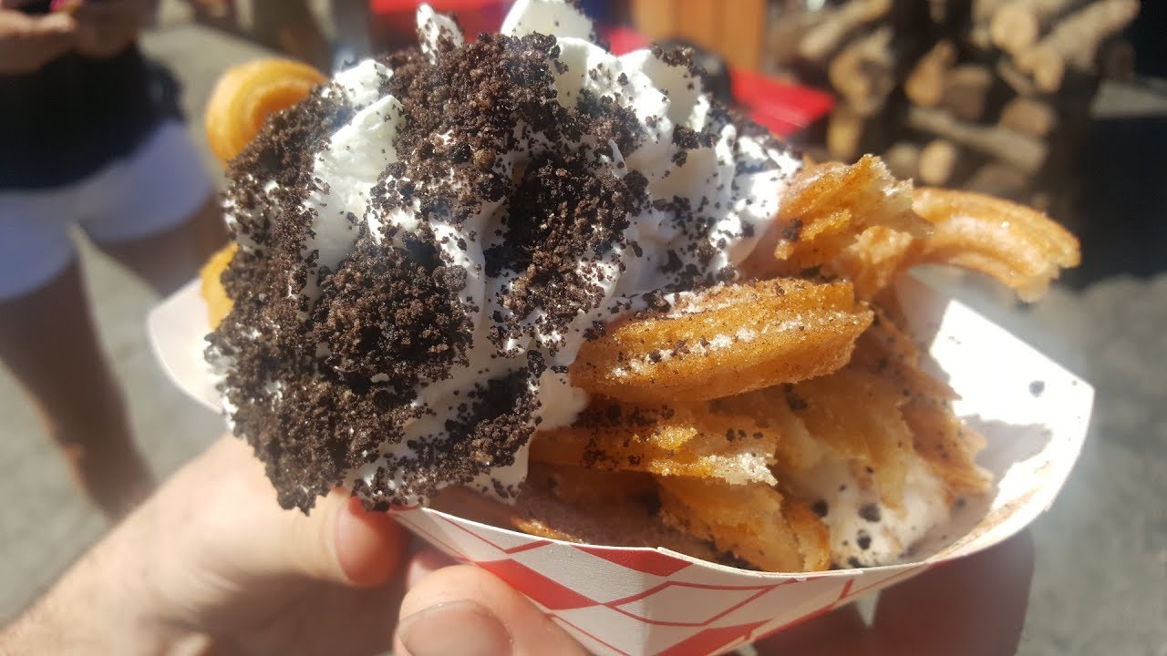 Deep Fried Oreo Churro Taco - LA County Fair 2018 - YouTube