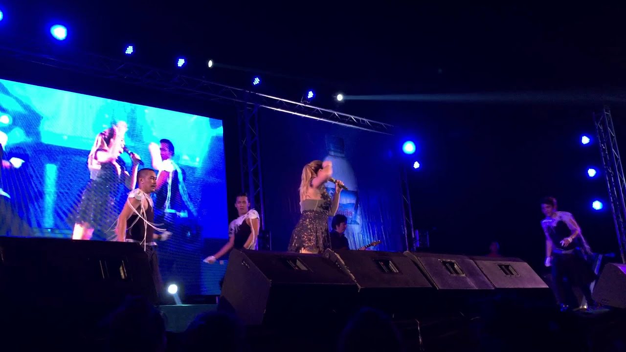 El Nin Yo - Tata Young in Vientiane 2015 - YouTube