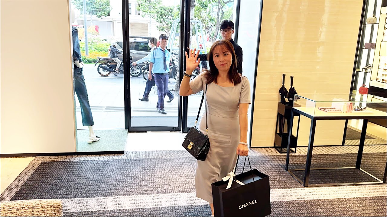 Box 224 Đặt Giỏ CHANEL Tại REX Hotel,Quận 1,Thành Phố Hồ Chí Minh ,Việt ...