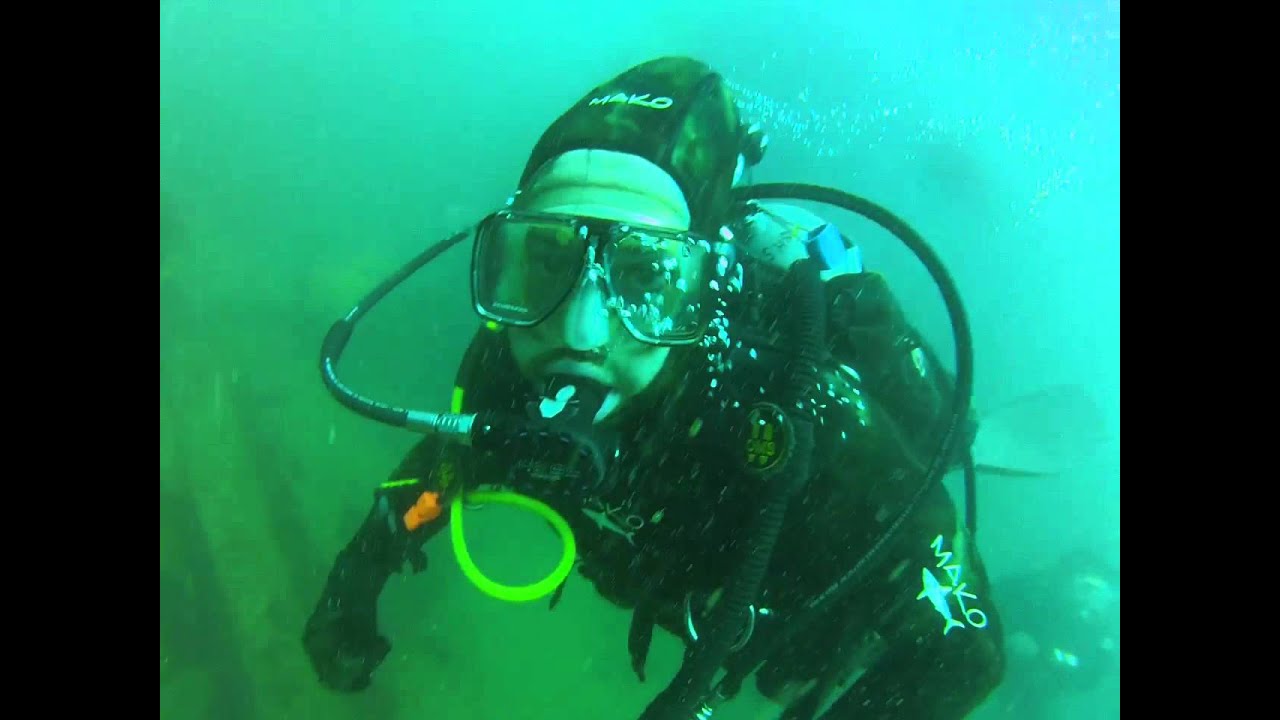 UNCW Introduction to Research Diving shakedown dives - YouTube