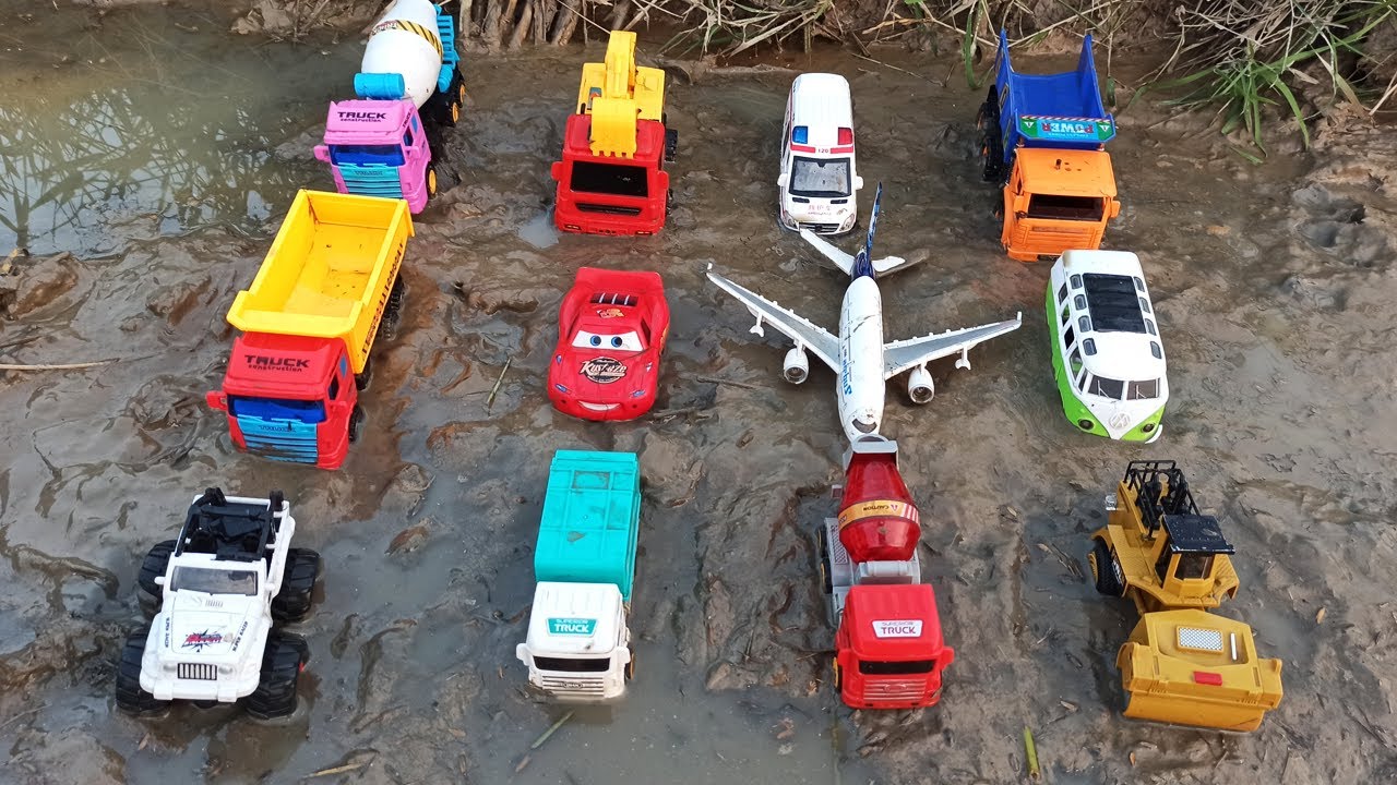 Street Vehicles, Cars and Trucks - Phương Tiện Giao Thông - Police Car ...