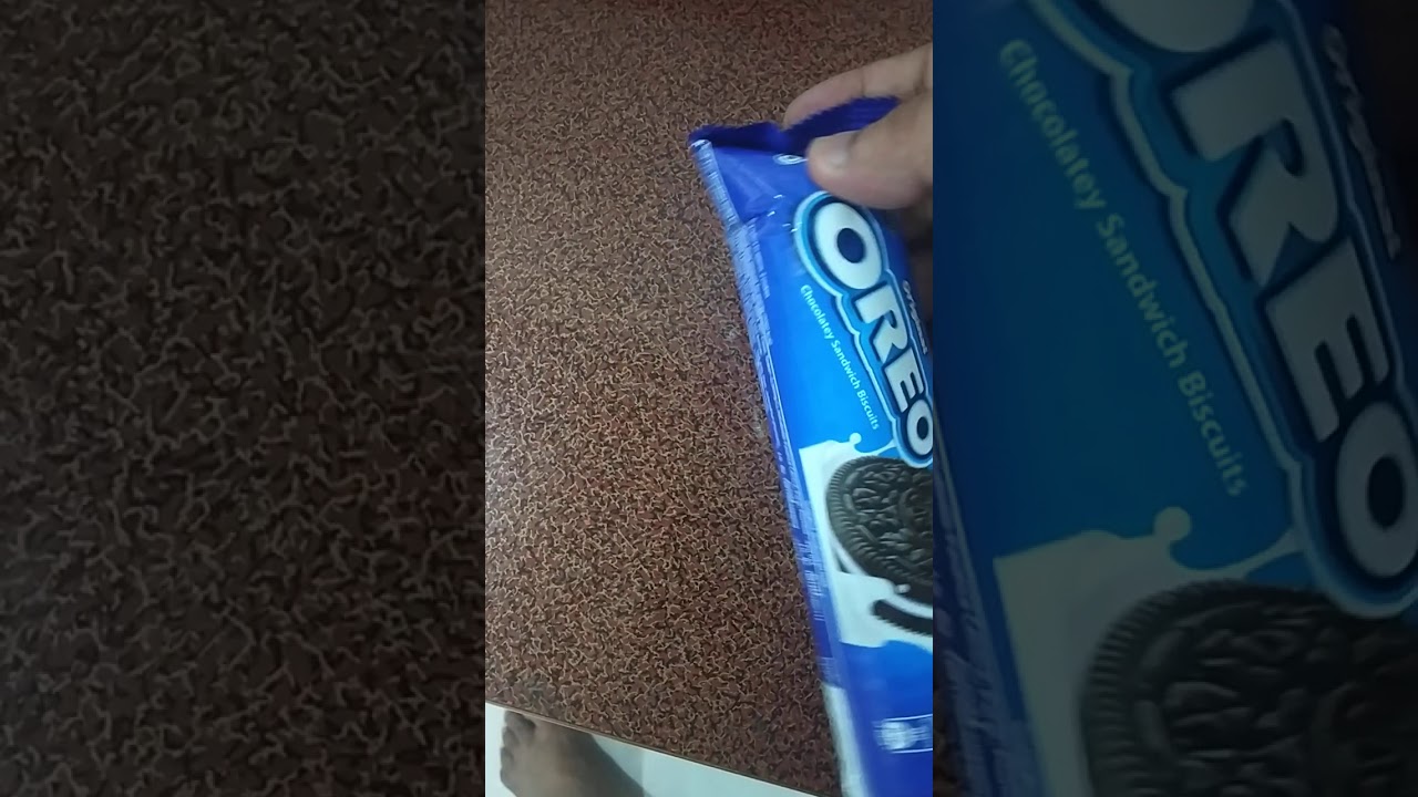 How to open oreo with one hand - YouTube