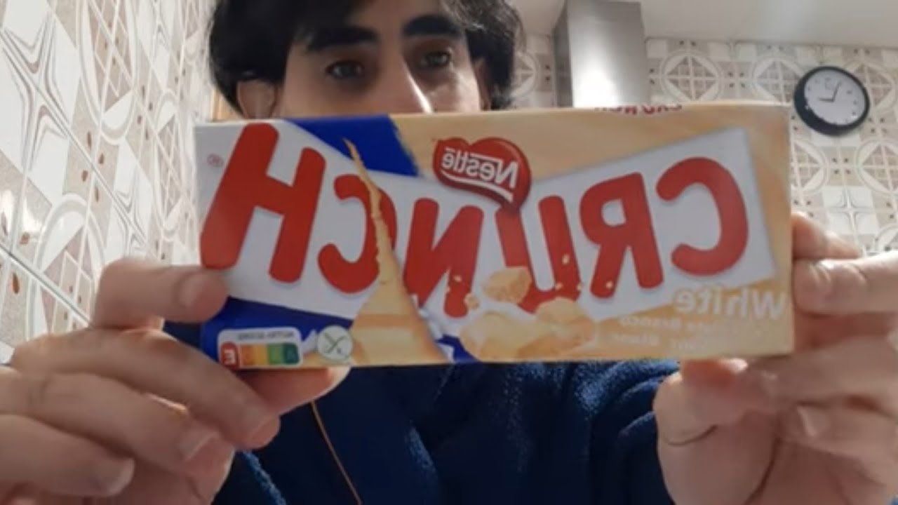 Probando el crunch de chocolate blanco. - YouTube