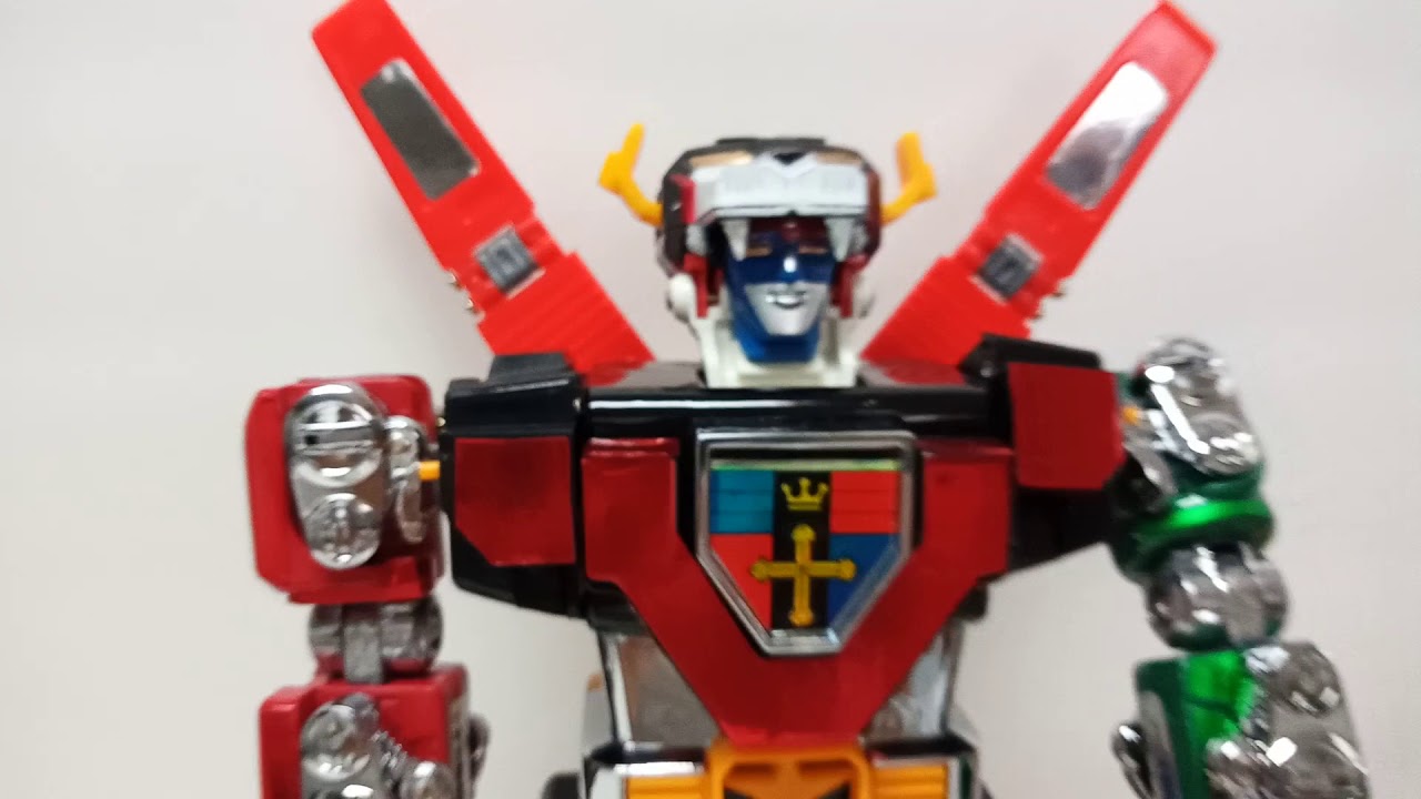 Custom Chromed KO Taiwan Lionbot Voltron - YouTube