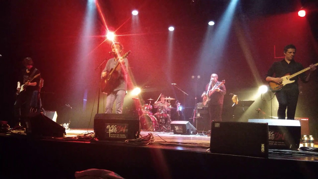 Ali Amrane en live yenayer 2019 a Blois - YouTube