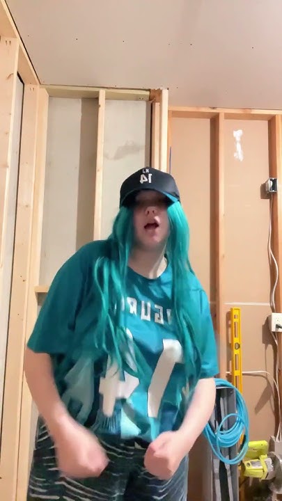 Got 20 dollars in my pocket - YouTube