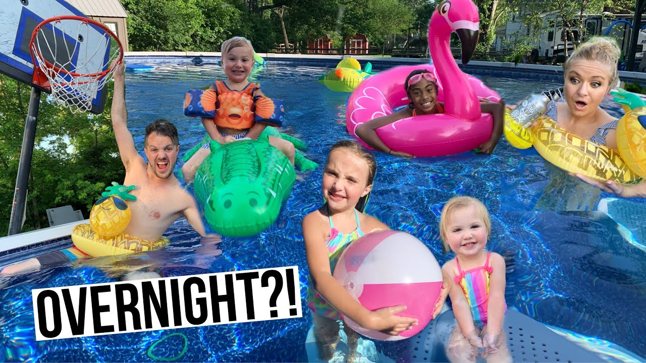 Pool Challenge Last To Leave The Pool Wins | Last Family Member To ...