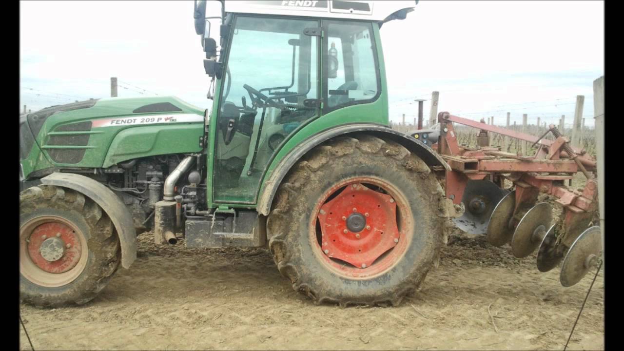 Fendt 209P - YouTube