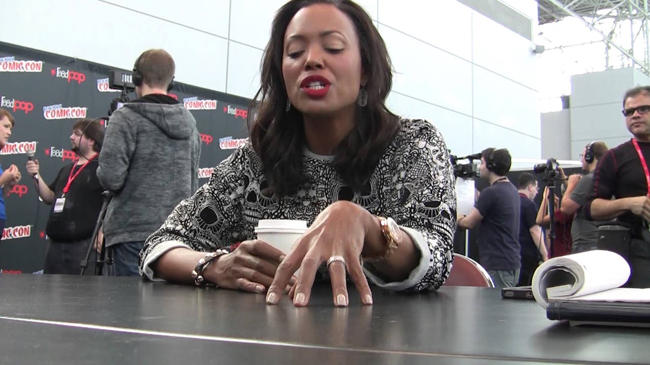 Aisha Tyler (Lana Kane of Archer) Interview @ NYCC 2013 - YouTube