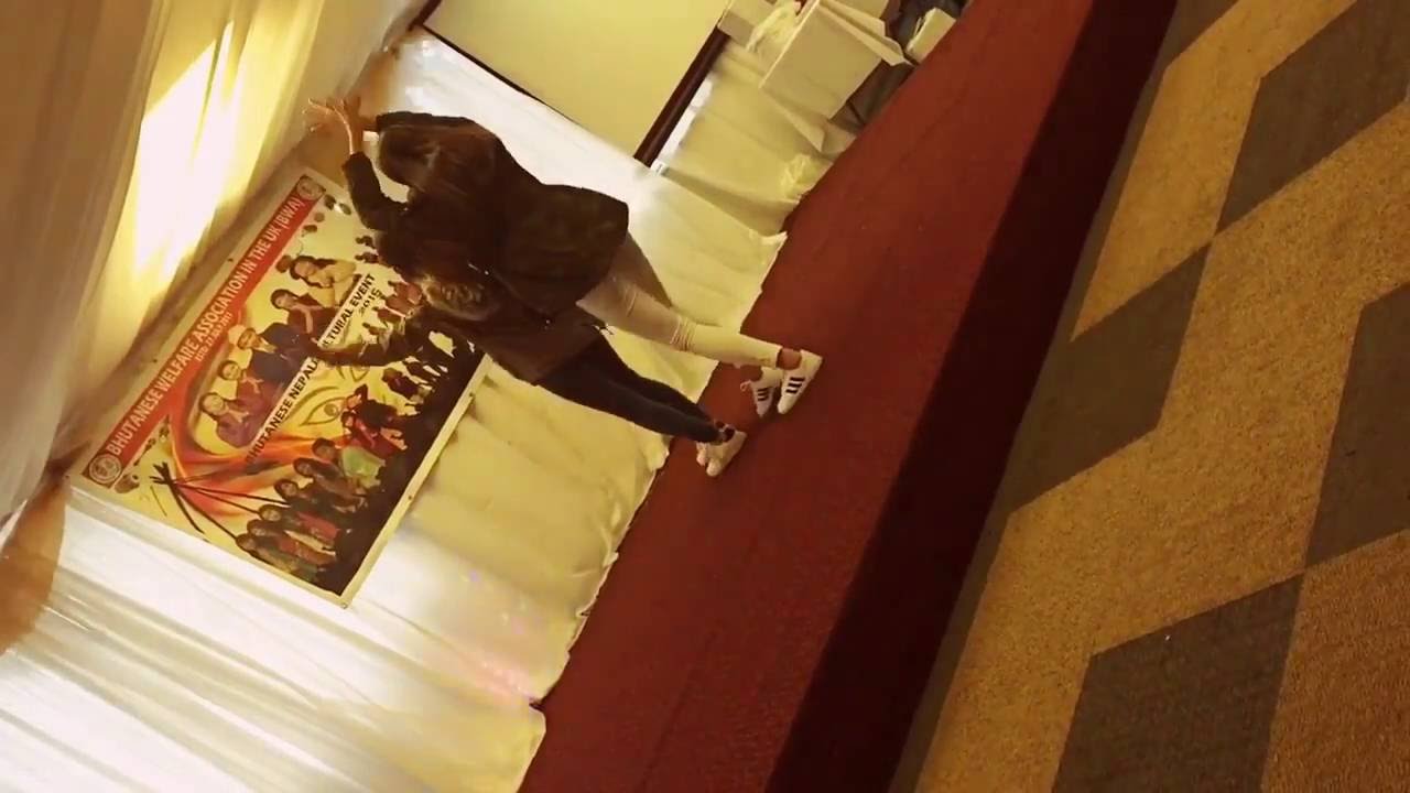 Jik jhak jawaani ma (by us aity and Nomita) - YouTube