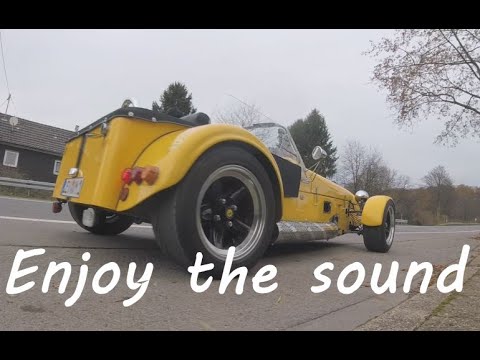 VM77 Super Seven / Ford OHC 2.0 Weber Kentcam FR32K - YouTube
