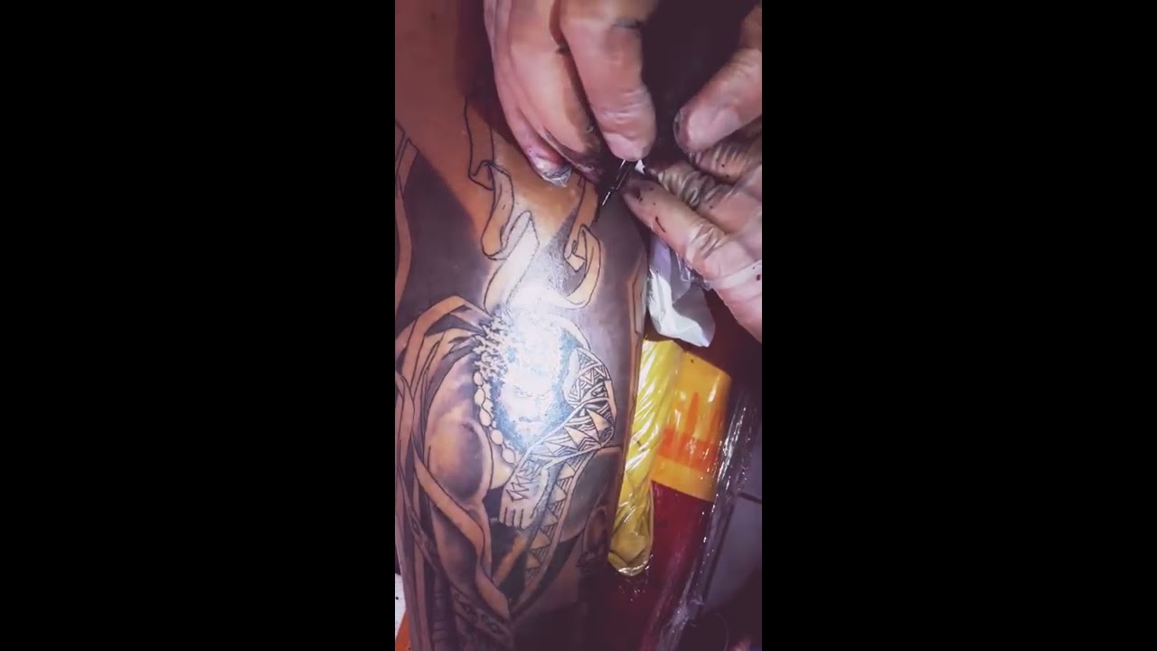 Personnalisation d'un tapa des Îles Wallis and Futuna. Mata Pala Tattoo ...
