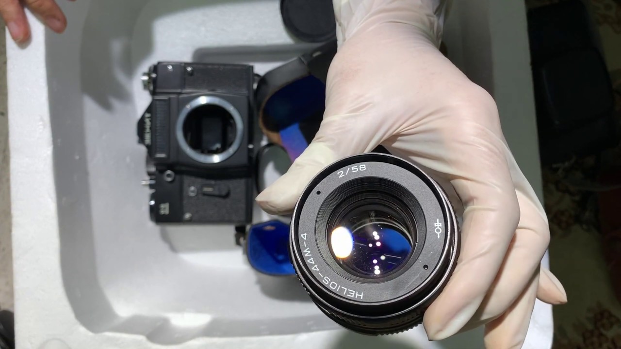 Zenit-11 Russian Film Camera With Helios 58mm f2 Lens Demonstration
