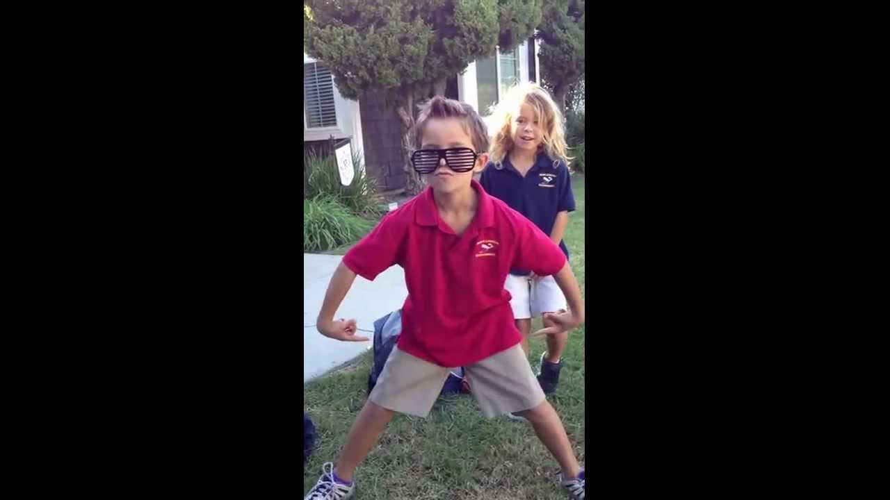 LMFAO - Wiggle Boy - YouTube