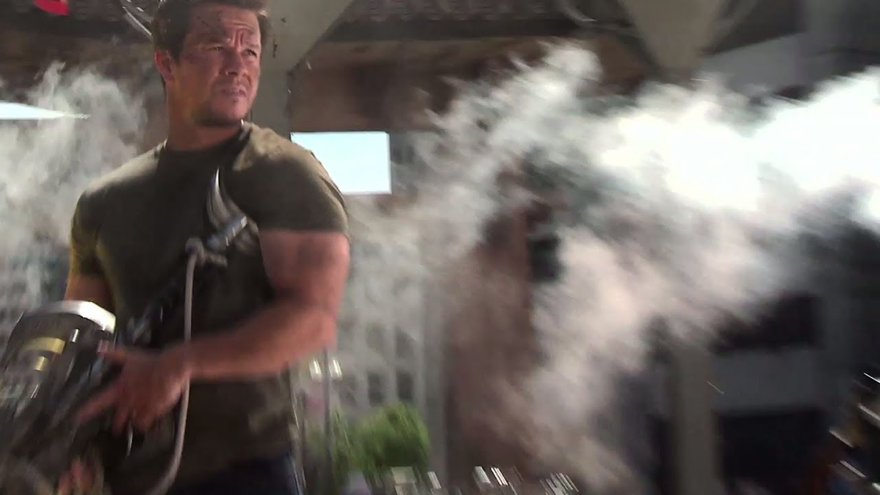 TRANSFORMERS: AGE OF EXTINCTION - "Meet Cade" Official Featurette [HD ...