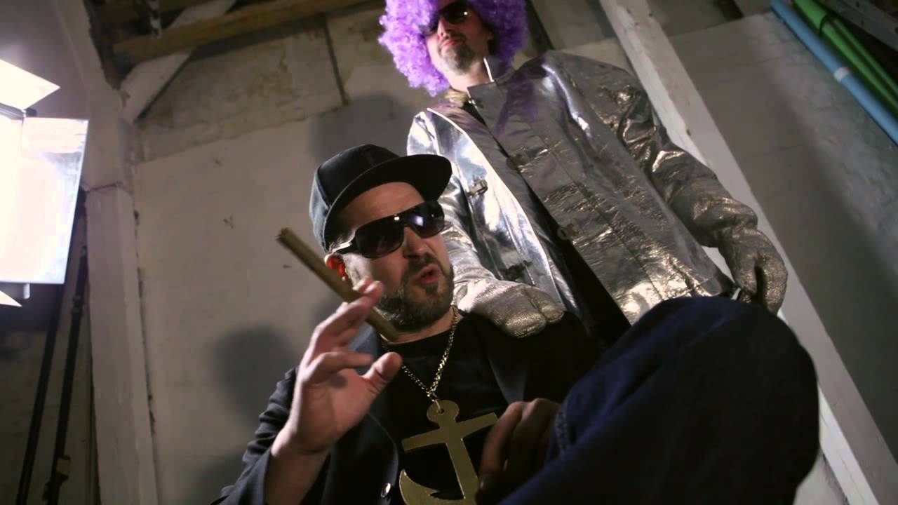 Captain Gips - Bling Bling - YouTube