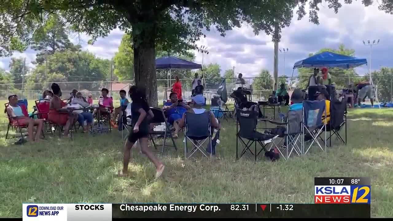 Family-friendly community event held at Bilberry Park - YouTube