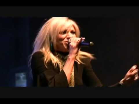 Debbie Gibson Live at 80's Fest 2013 - YouTube