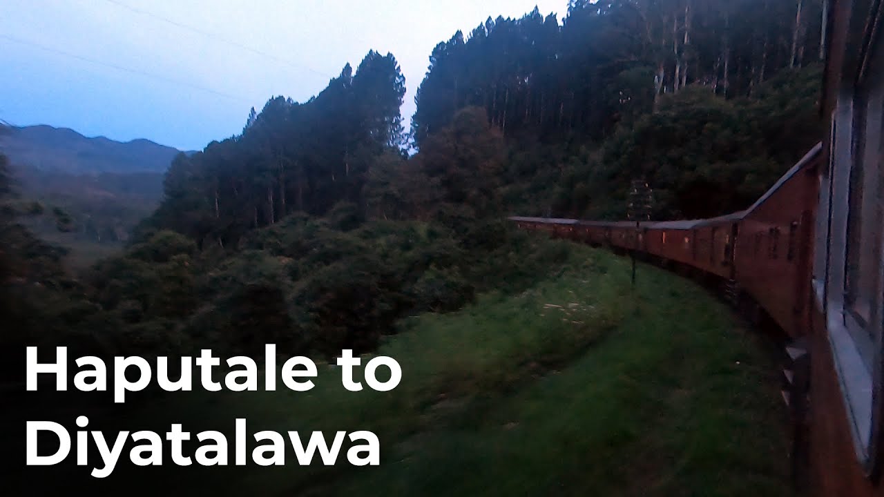 Badulla Night Mail Train Going from Haputale to Diyatalawa in Sri Lanka ...
