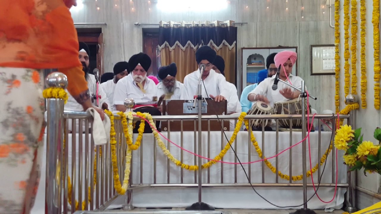 GURDWARA SAHIB GURU KE MAHAL, AMRITSAR - YouTube