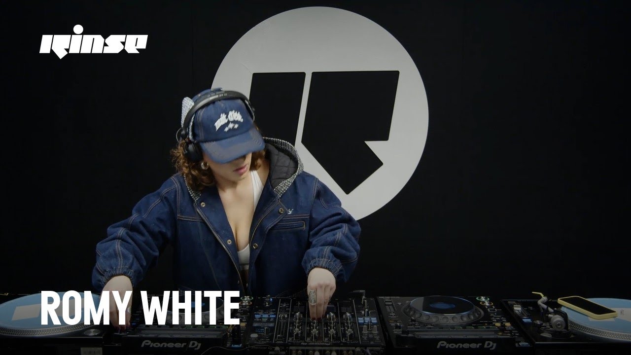 Marge invite Romy White (DJ Set) | Rinse France - YouTube