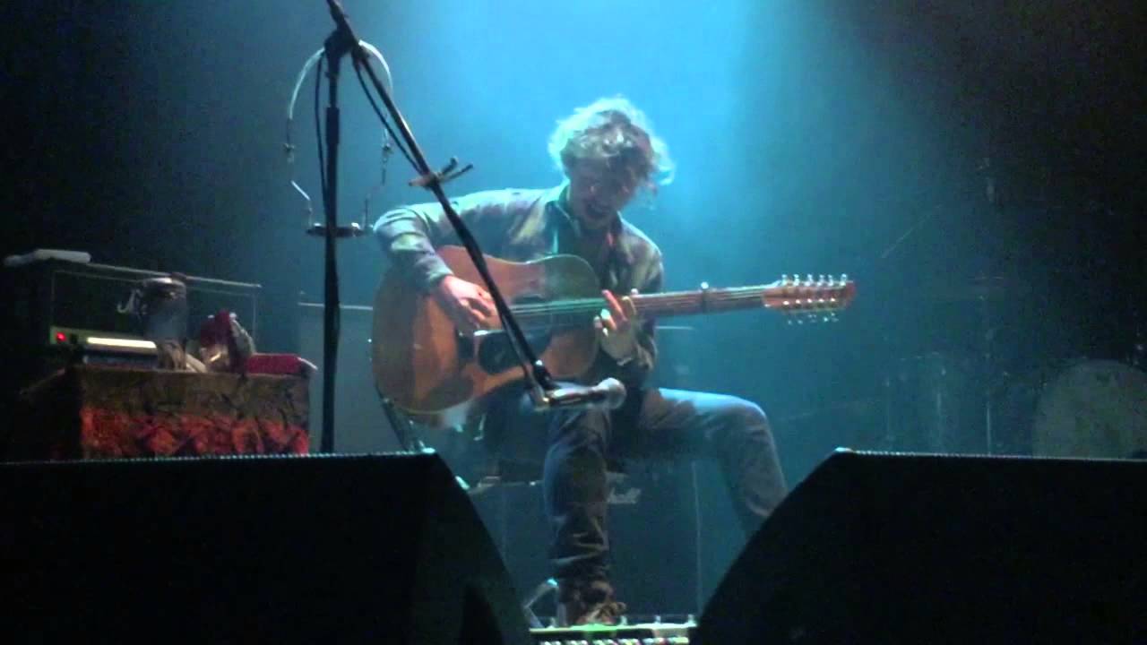 John Butler Trio Ocean Live - YouTube