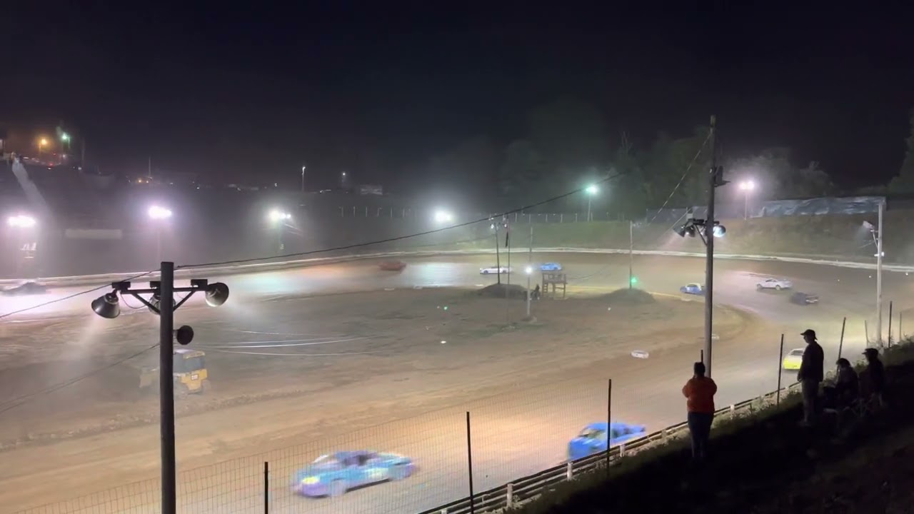 7/15/22 enduro race Beckley Motor Speedway - YouTube