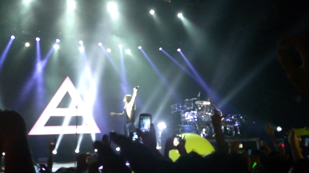 30 Seconds To Mars - City Of Angels (Live in San Jose) - YouTube