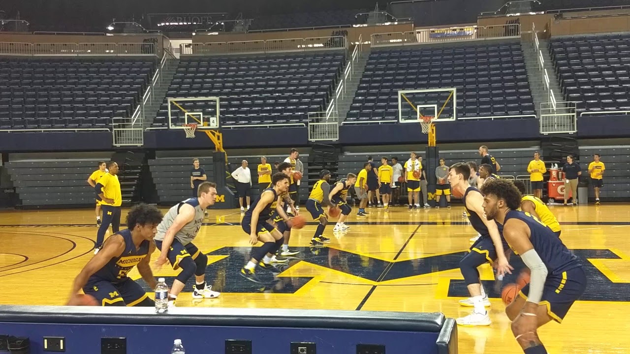 Michigan basketball practice part 5 - YouTube