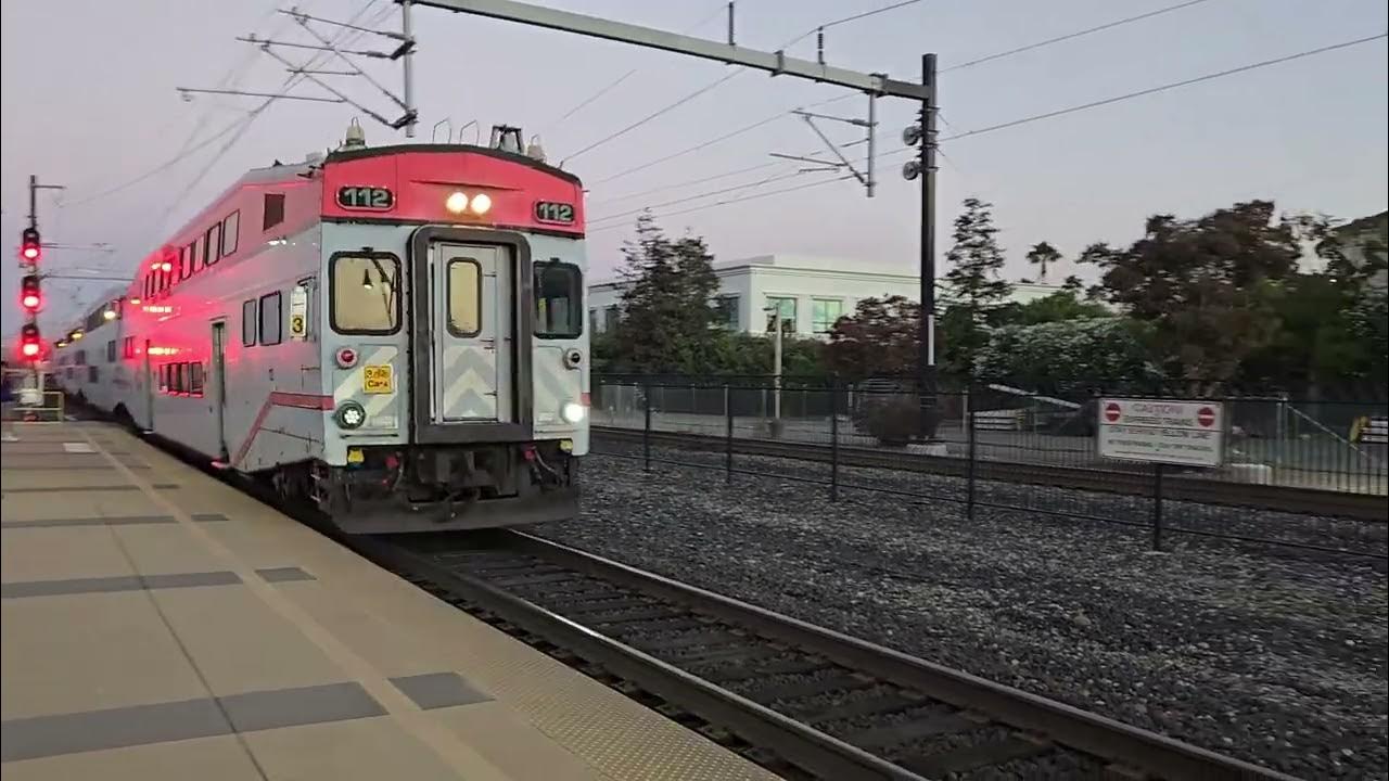 Caltrain Limited #515 at Santa Clara Station with JPBX #112 Cab Car and #921 F40PH-2C #caltrain ...
