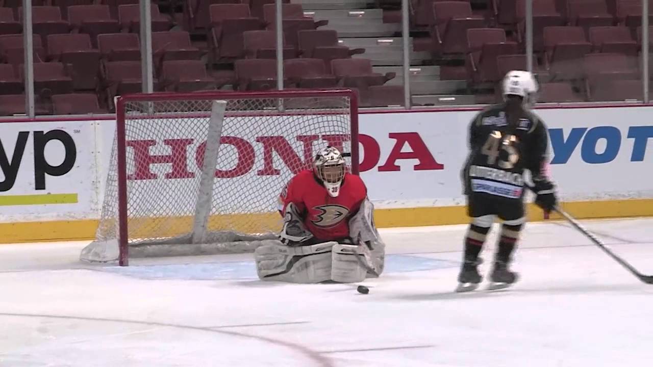2014 Anaheim Ducks 5th Annual Mini 1-on-1 Tournament - Kenneth Baek ...