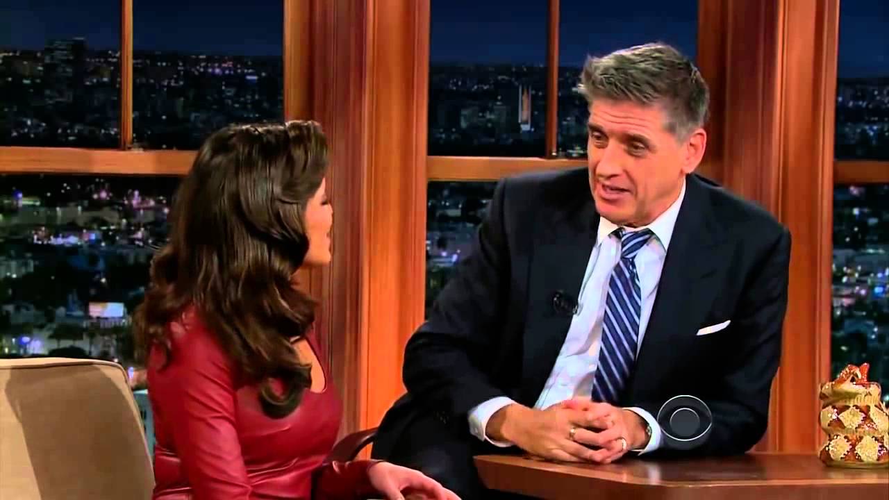 Pamela Silva Conde Craig Ferguson TrueHD 30 Oct 2013 - YouTube