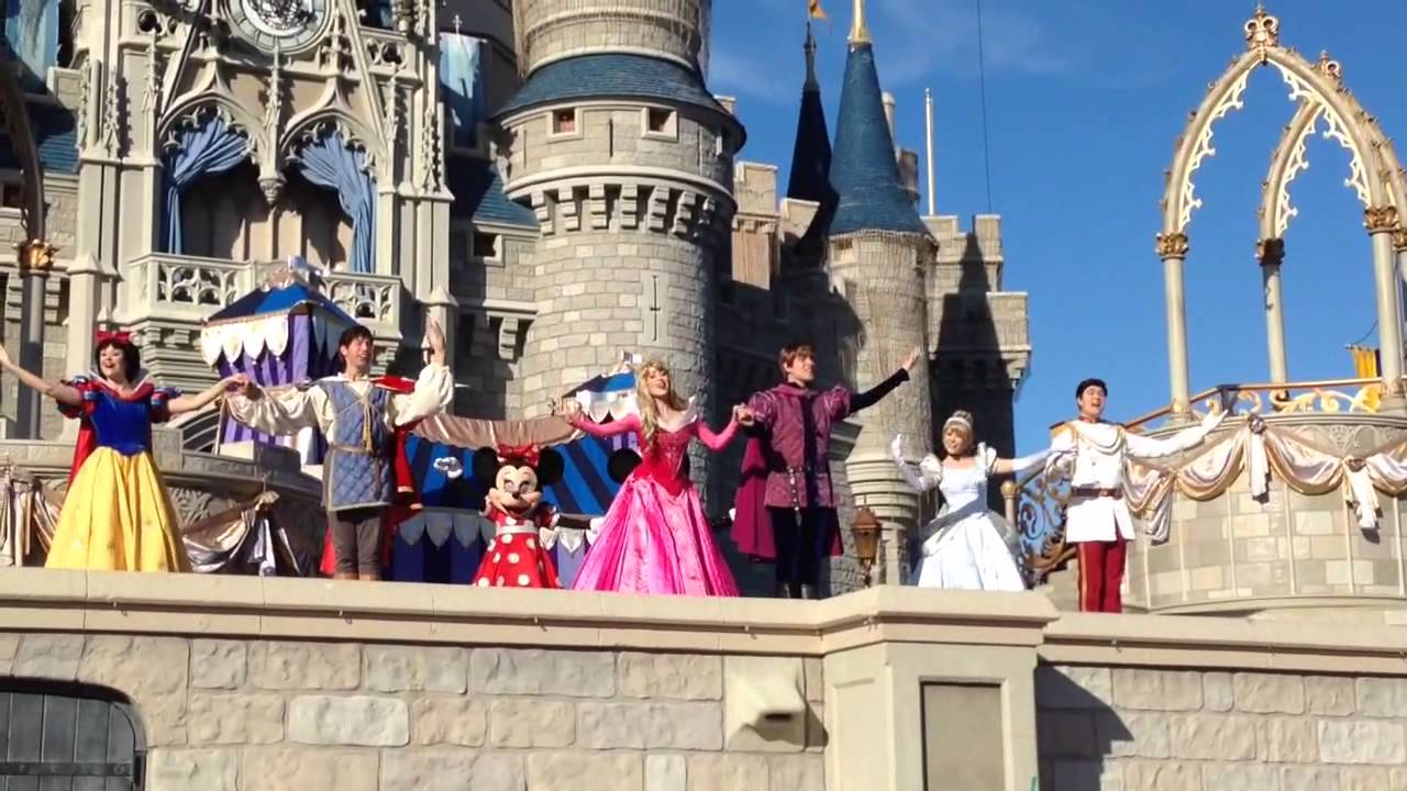Magic Kingdom Castle show - YouTube