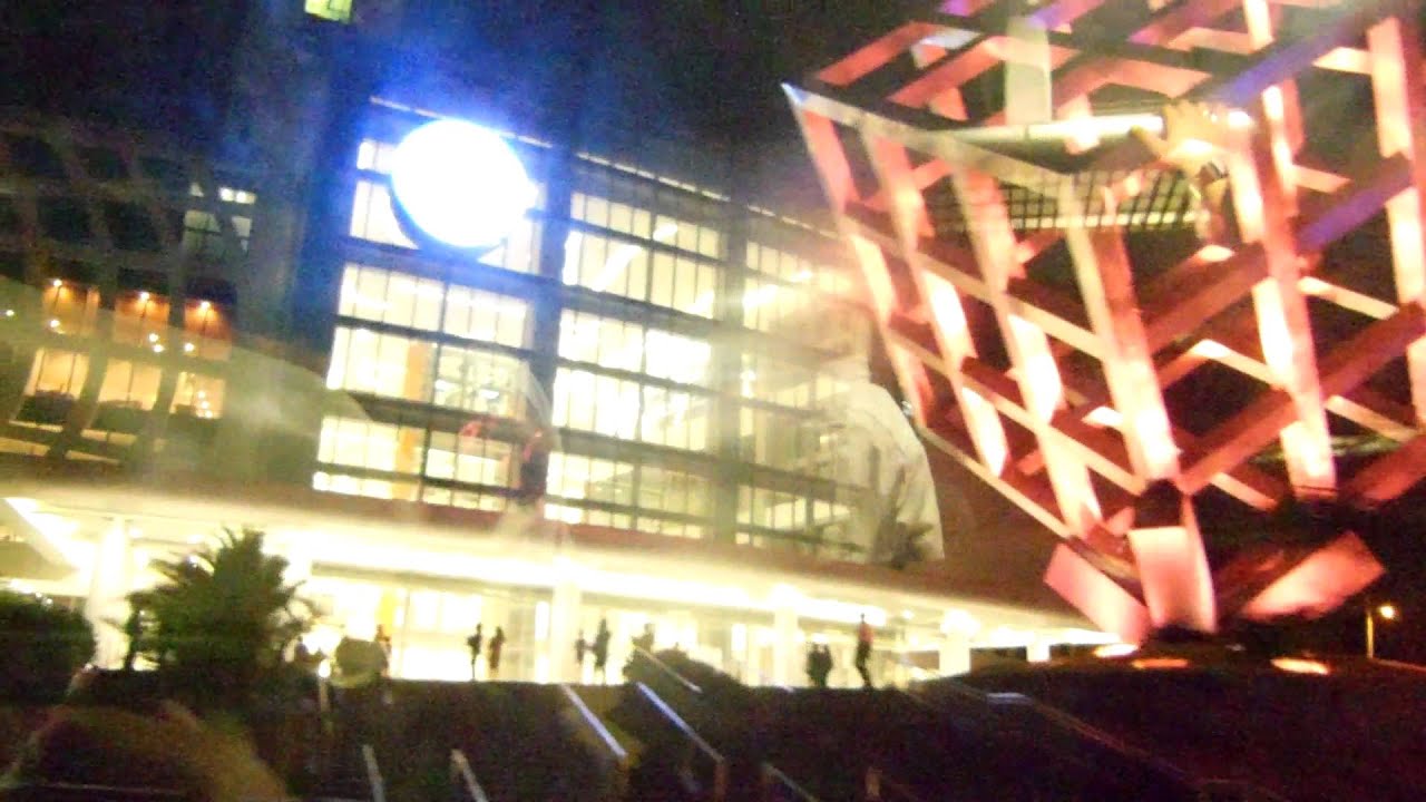 SM Seaside MyBus inner and outer round trip. - YouTube