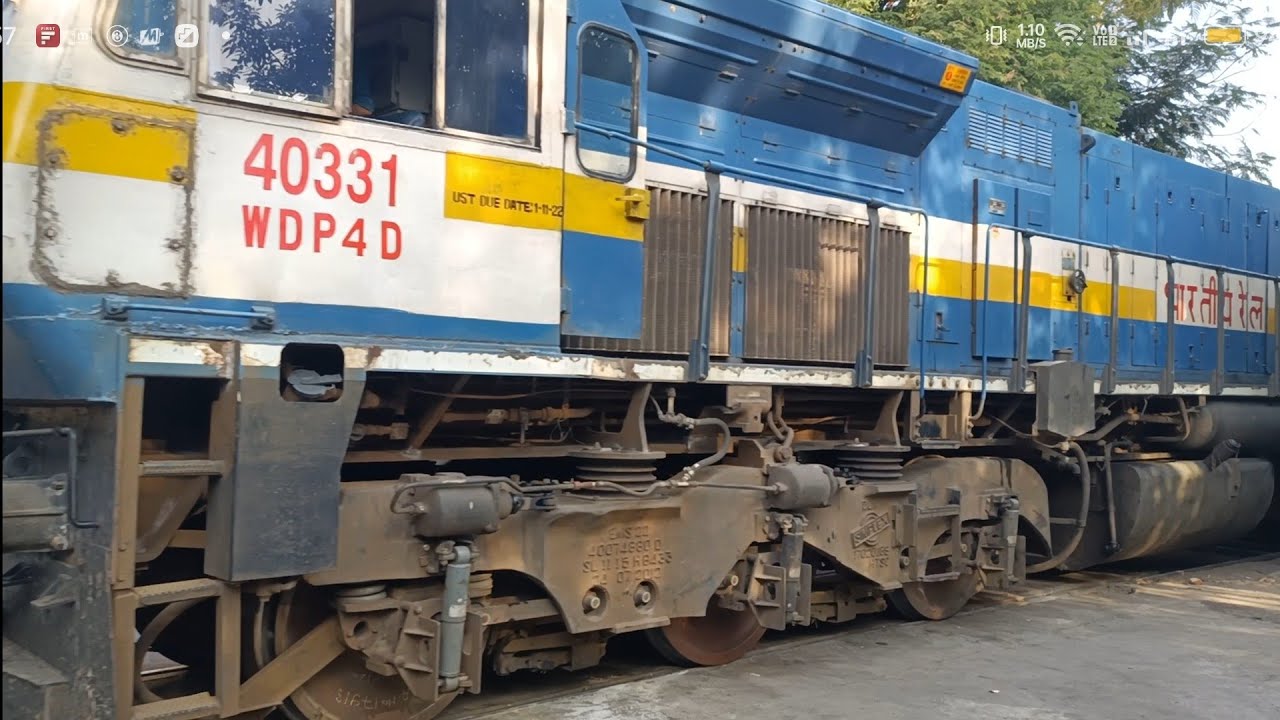 Wdp4d Locomotive movement | jet engine sound | 4500 horsepower - YouTube