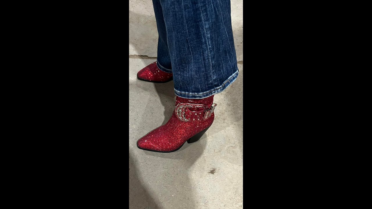 New Year's Eve 2024 - Red Bluff Rodeo - YouTube