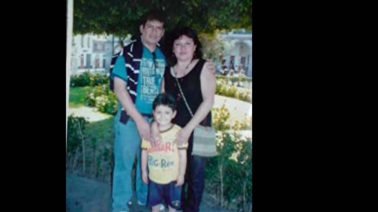 Axel lopez lopez y familia - YouTube