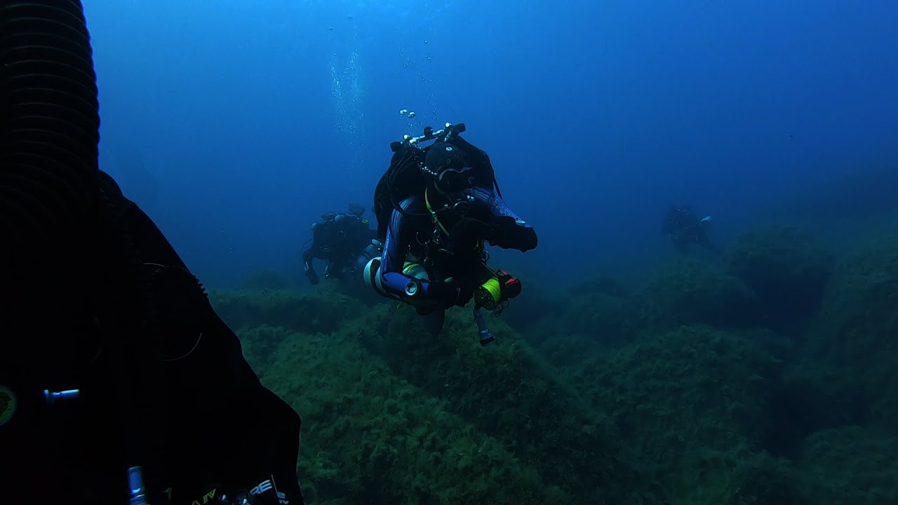Cathedral Cave (Ghar Ir-Rih) and Reqqa Point - Gozo - Diving - YouTube