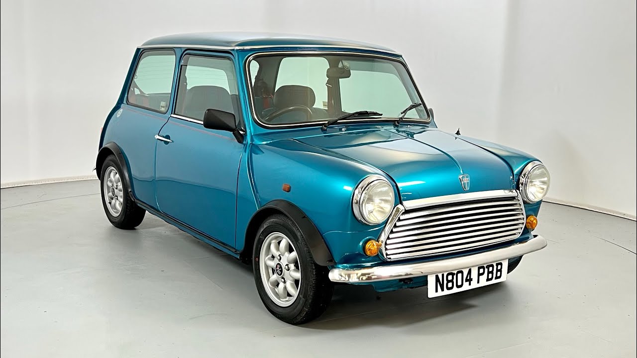 Rover Mini Sidewalk edition - YouTube