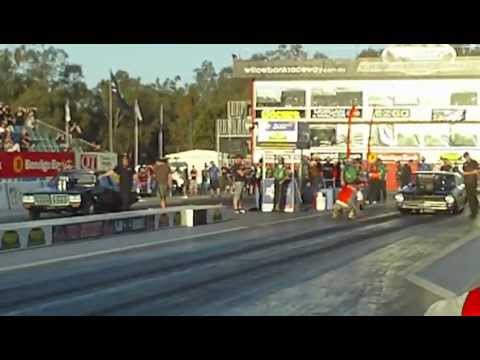 Terry Schroder Holden ute and Frank Mamone Nova Outlaw 10 5 - YouTube