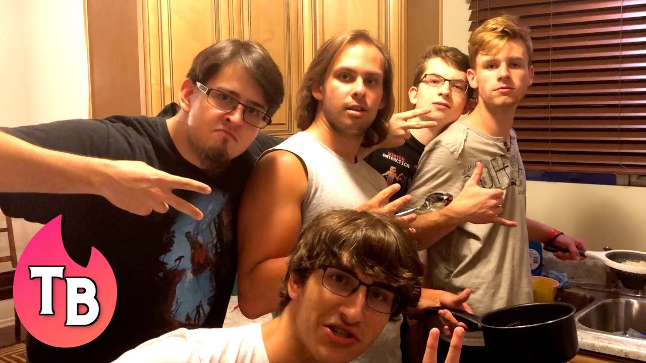 Cooking with T.B #2 - LITTY Mac - YouTube