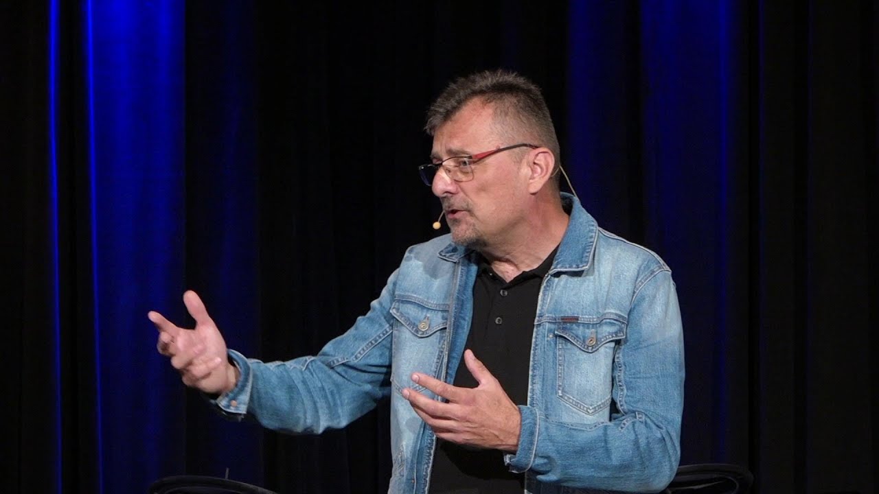 Tylko dwie drogi (Mirek Marczak) - YouTube