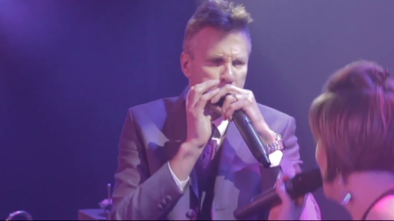 Amazingly Versatile Singer, K-LO (Stourbridge) - YouTube