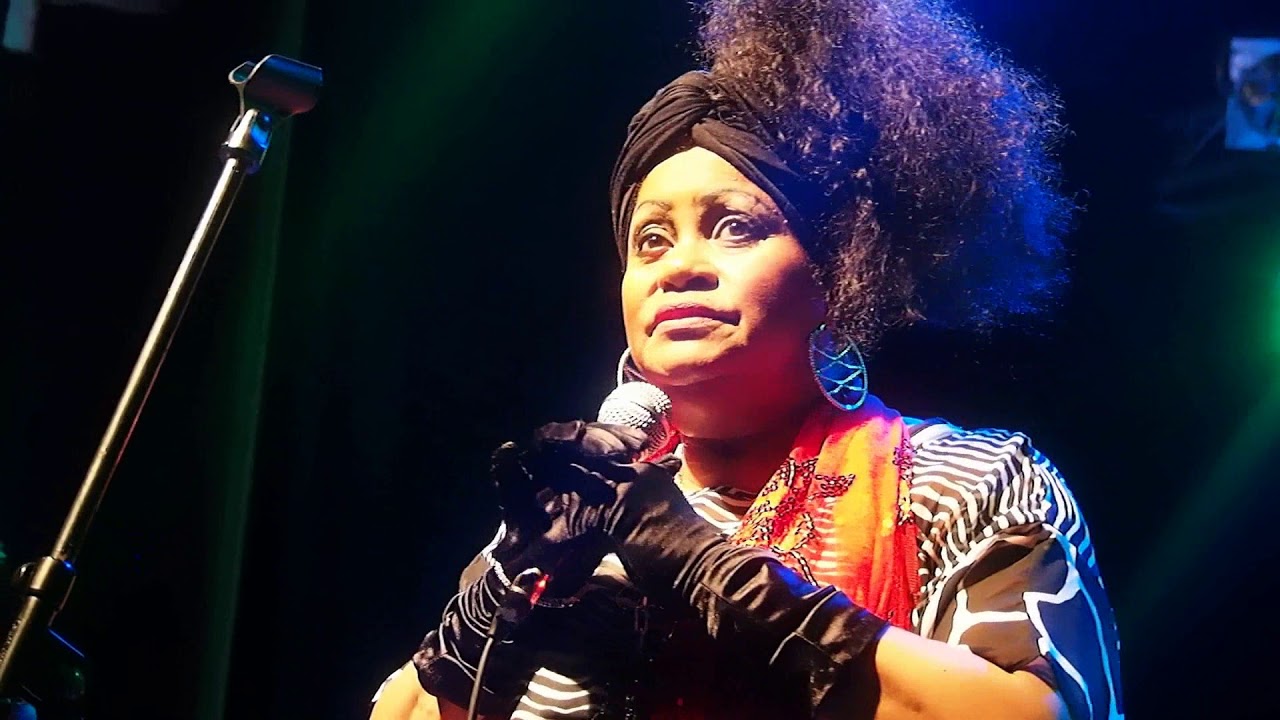 Reverend Lee / HARRIET LEWIS & GREGOR HILDEN BAND at Musiktheater Piano ...