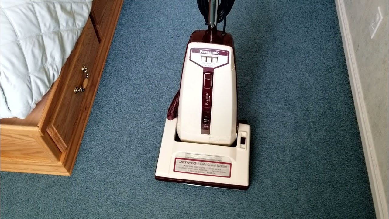 Panasonic Jet-Flo MC-6220 Upright Vacuum - YouTube