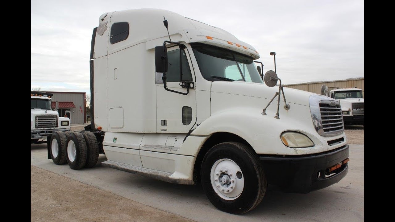 2000 Freightliner Columbia Detroit Diesel 12.7L - YouTube